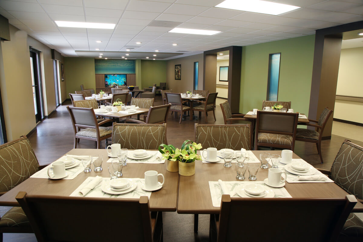 Table Tops Square | Kwalu Senior Living